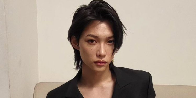 Felix Heats up Instagram with his Smoking Hot New Photos - K-POP NEWSWIRE